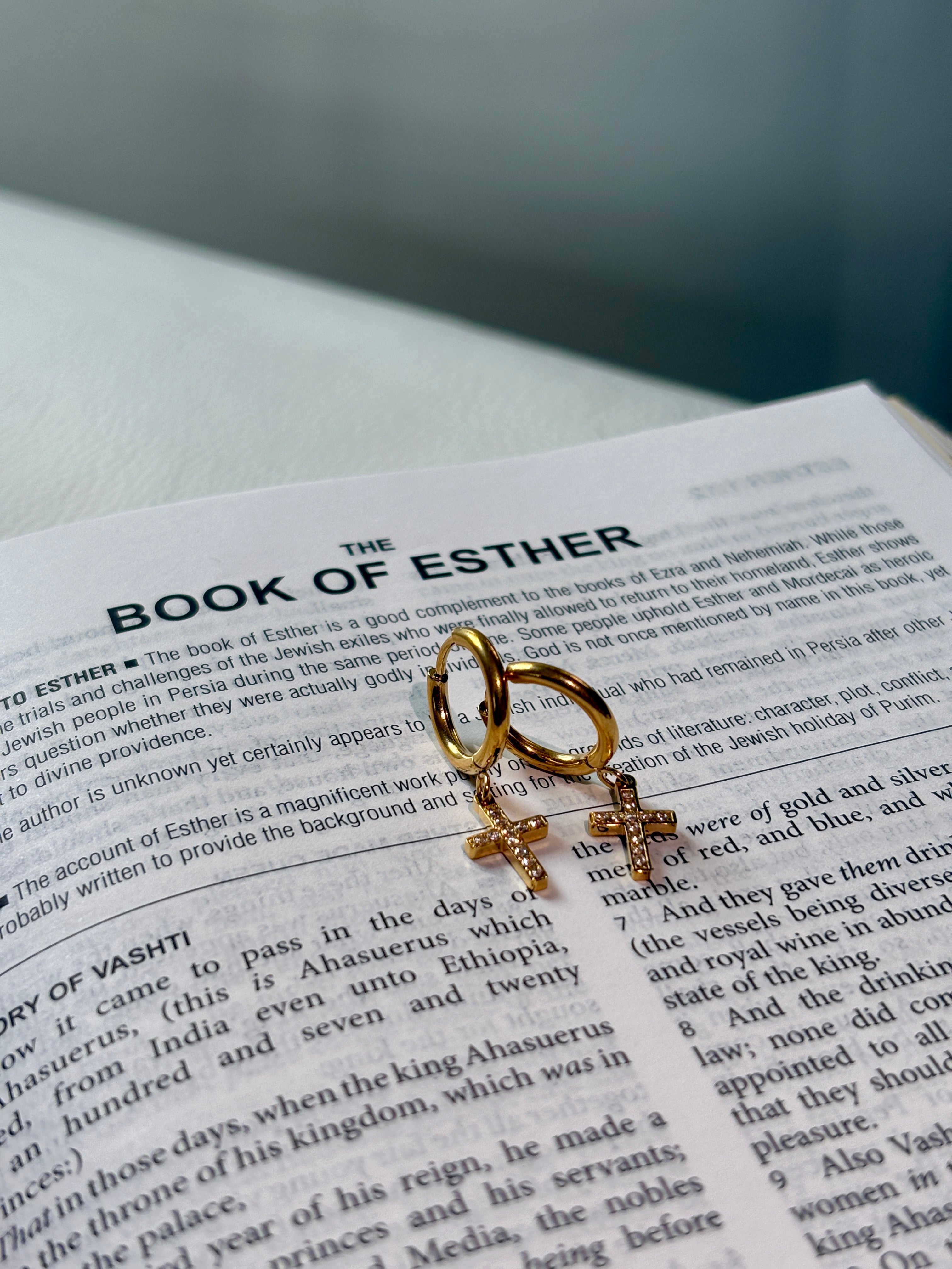 Cross Drops – Esther